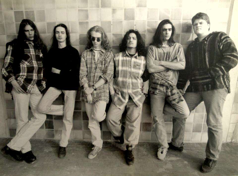 Revolver | Muzikobala