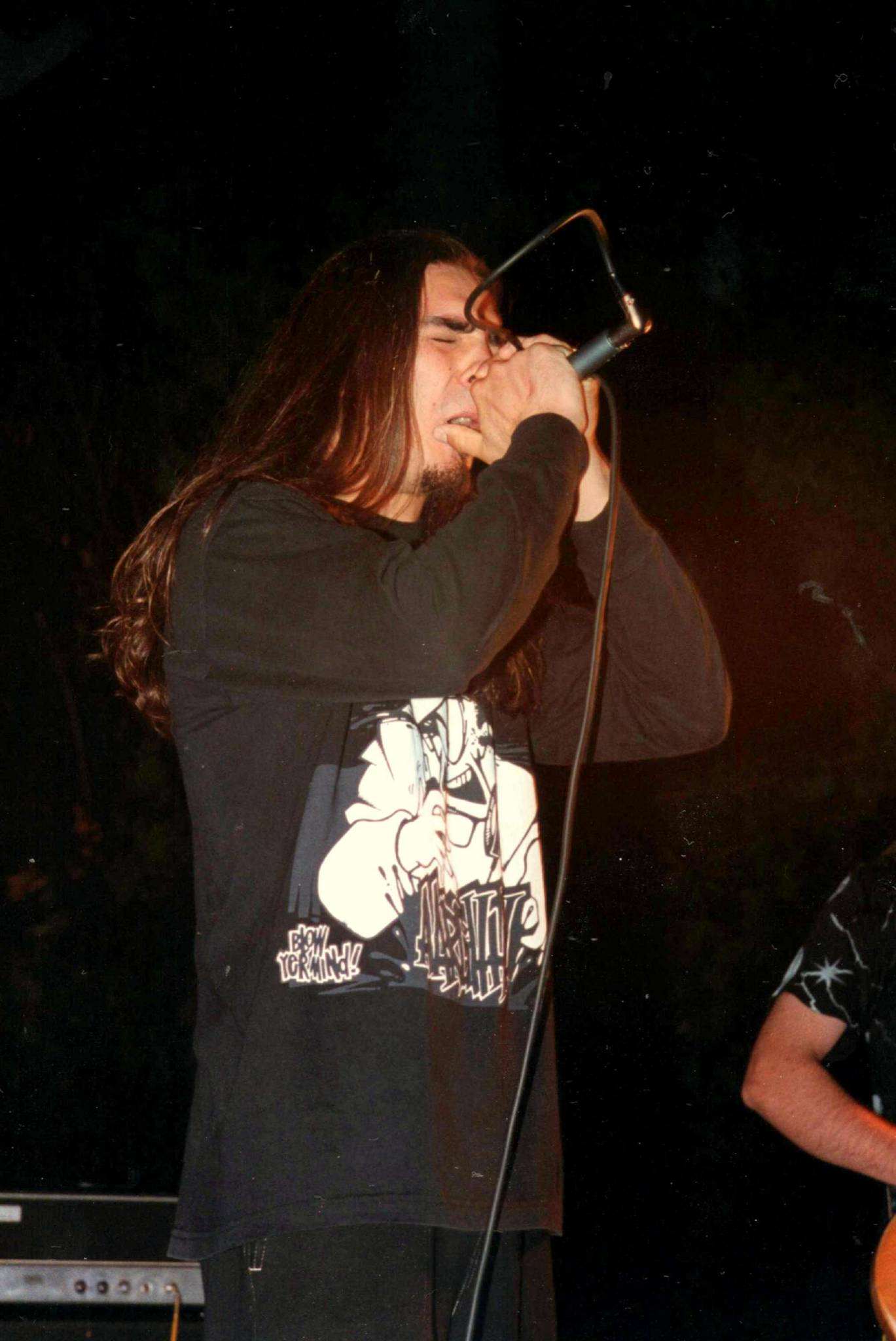 Revolver | Muzikobala